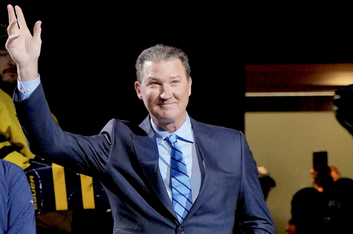 Exclusive: Mario Lemieux's serious about buying back Pittsburgh Penguins