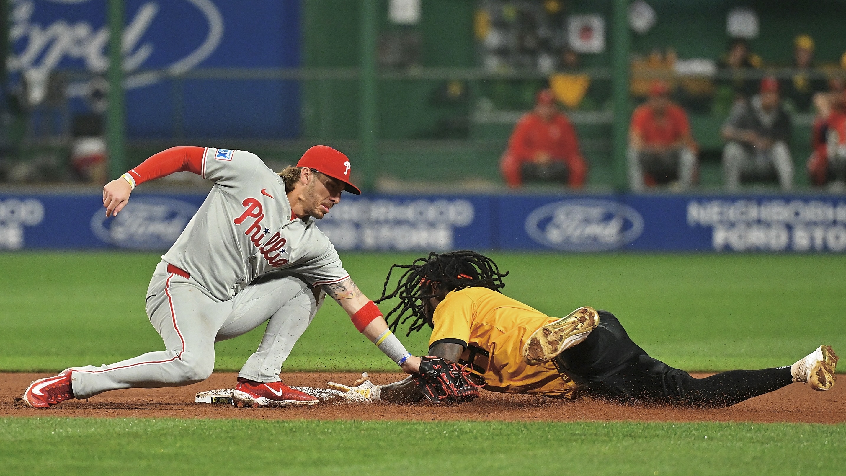 Pirates' Endy Rodriguez removed from Friday's game with right elbow ...
