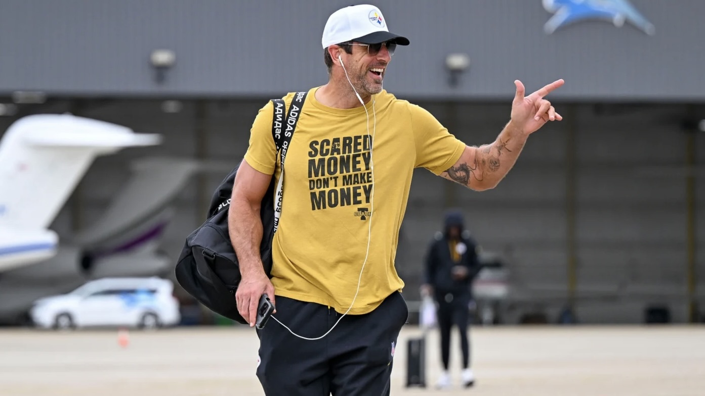 Who, other than DK Metcalf, will be Aaron Rodgers' target?
