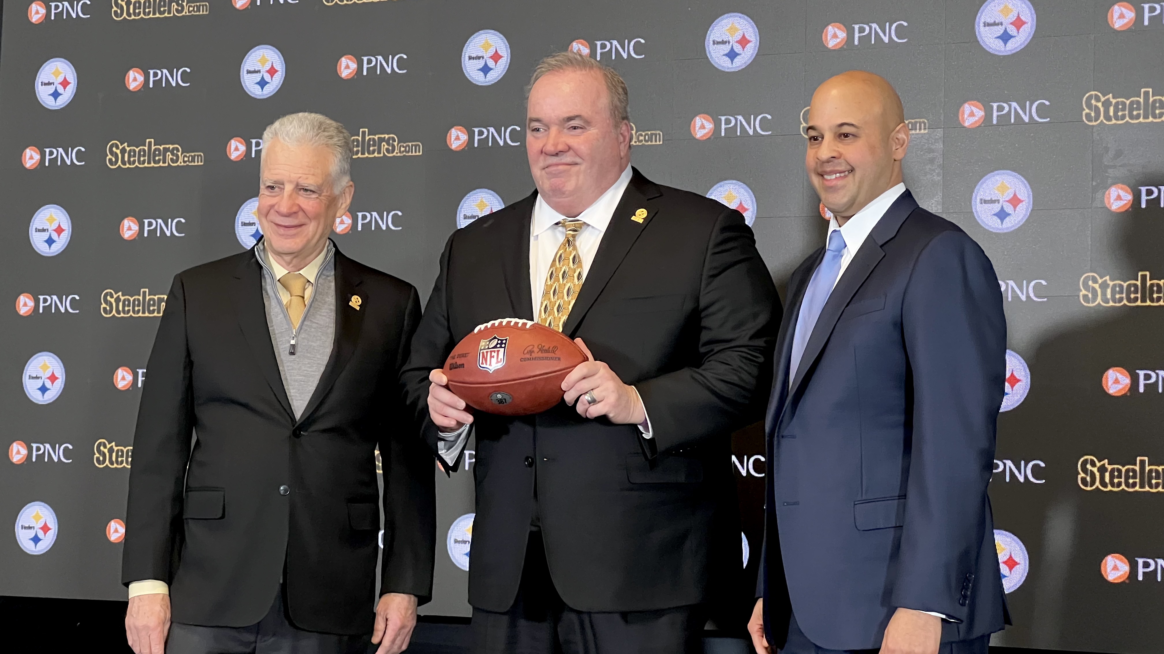 Mike McCarthy eyes Steelers' seventh Super Bowl ... and the quarterback ...