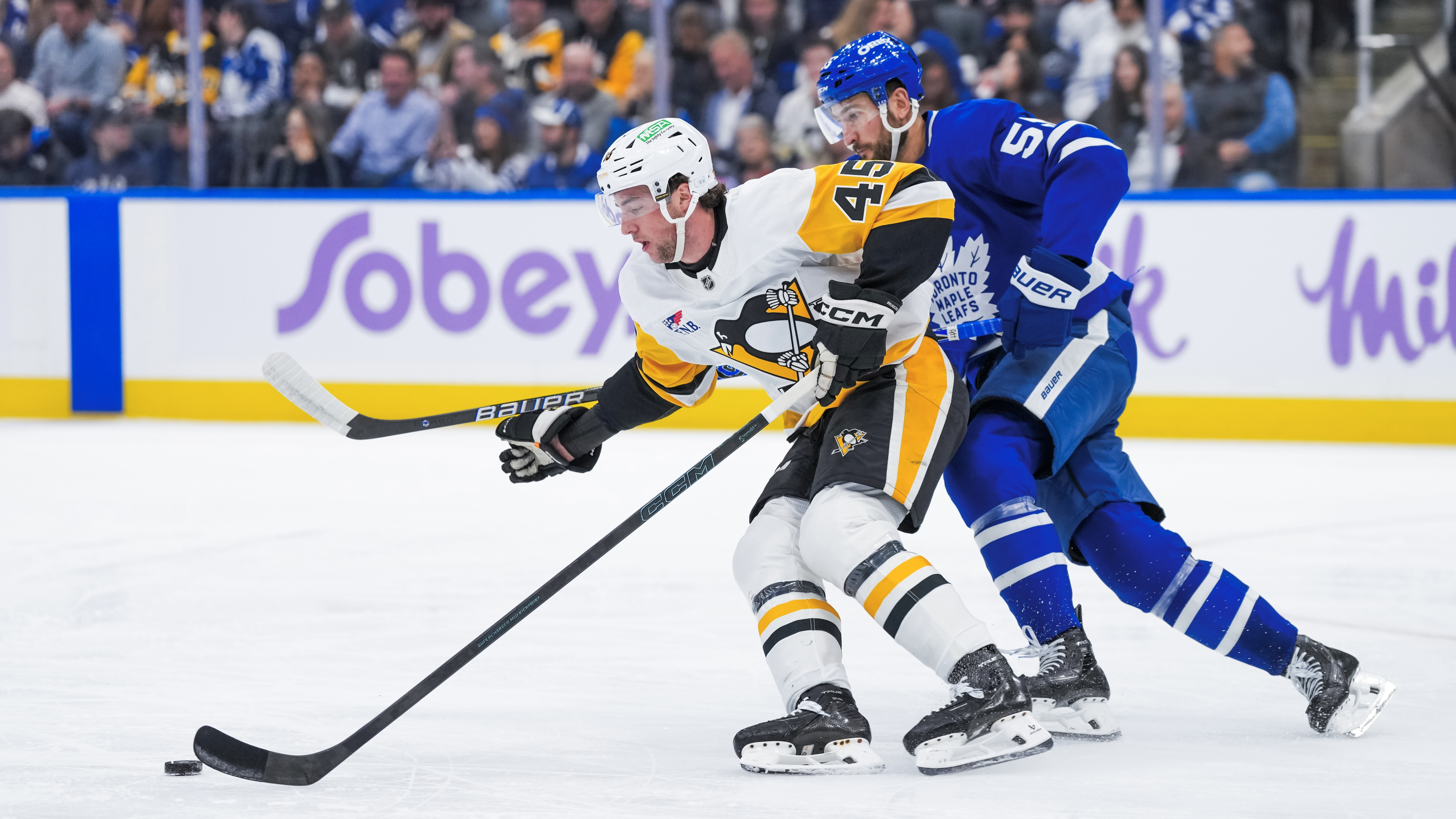 Final: Maple Leafs 4, Penguins 3